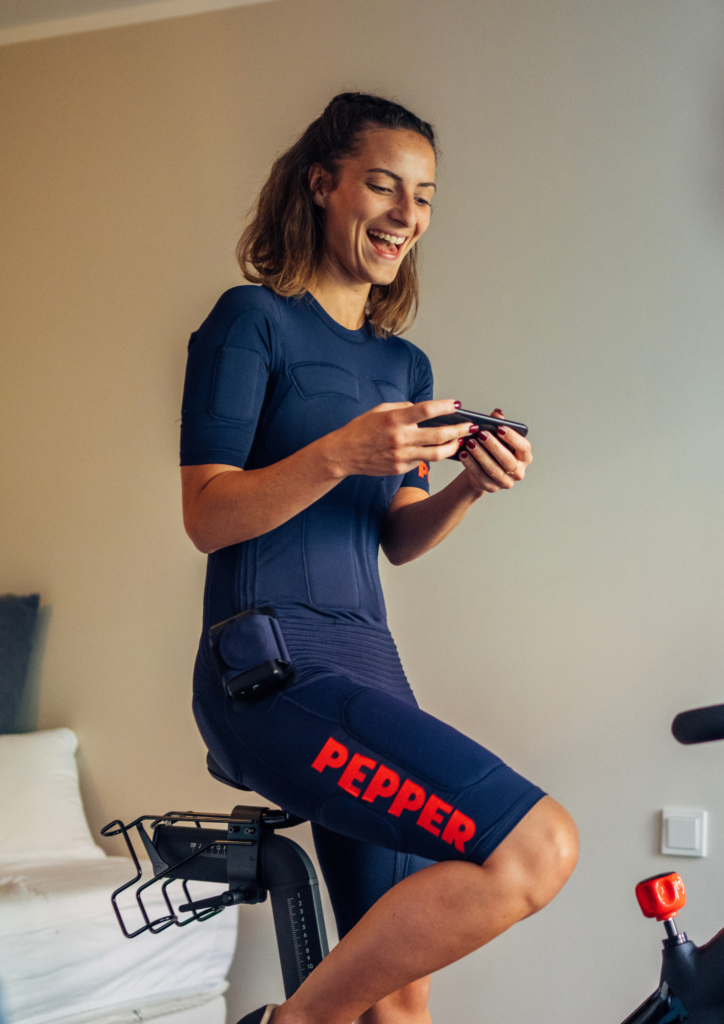Starter-Bundle: PEPPER EMS Suit + Battery + App - PEPPER